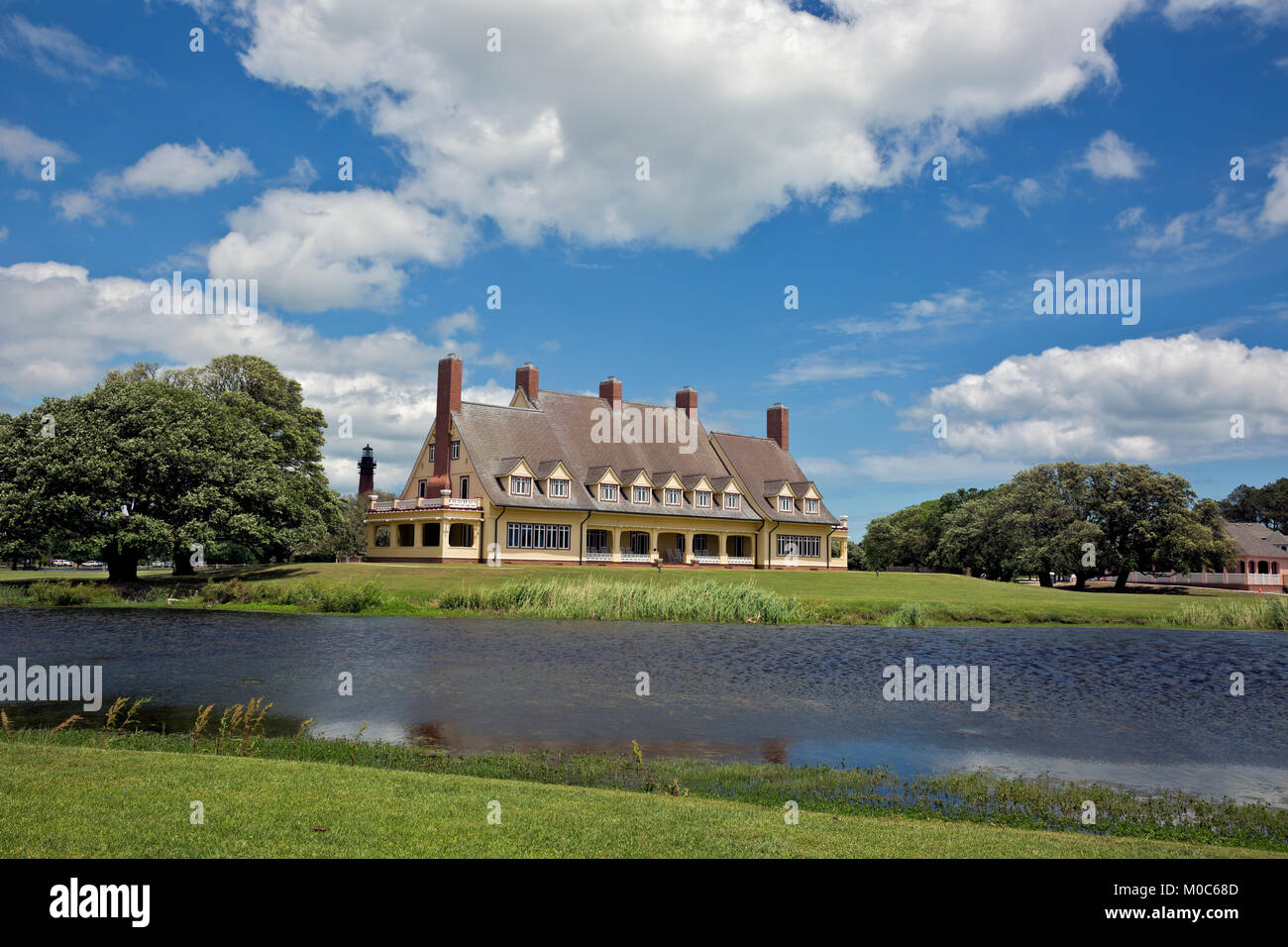 NC01368-00...NORTH CAROLINA - The historic Whalehead Club on Currituck ...