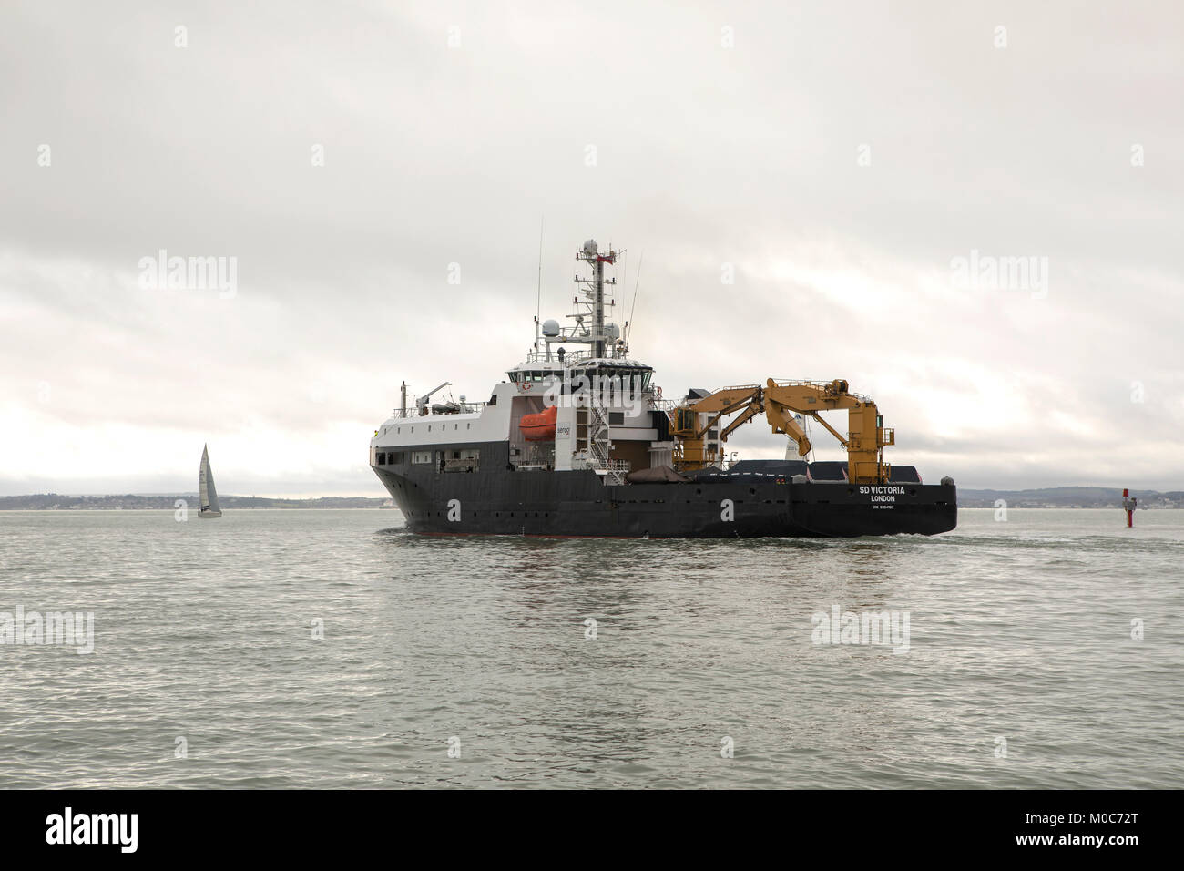 SERCO's naval support vessel SD Victoria leaving the Naval base in ...