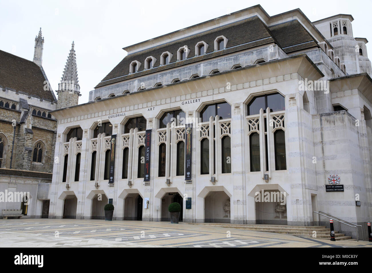 Guildhall art gallery hi-res stock photography and images - Alamy