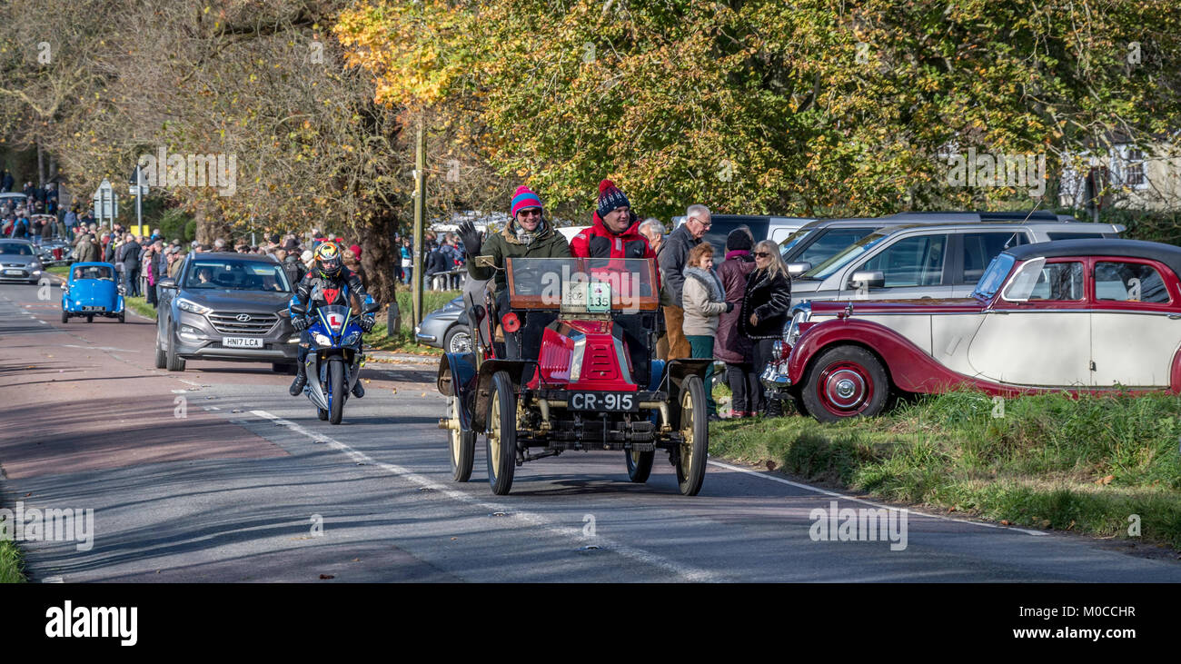 Veteran cars take part in the London to Brighton Rally Stock Photo - Alamy