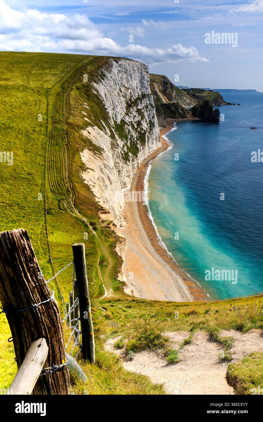 Durdle door lulworth cove jurassic hi-res stock photography and images ...