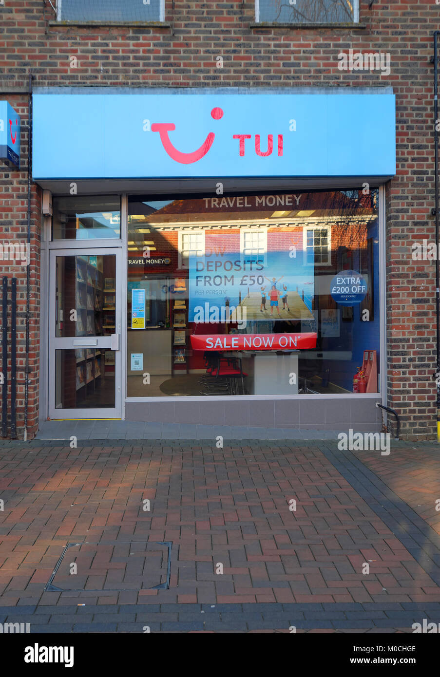 Tui travel agent hi-res stock photography and images - Alamy