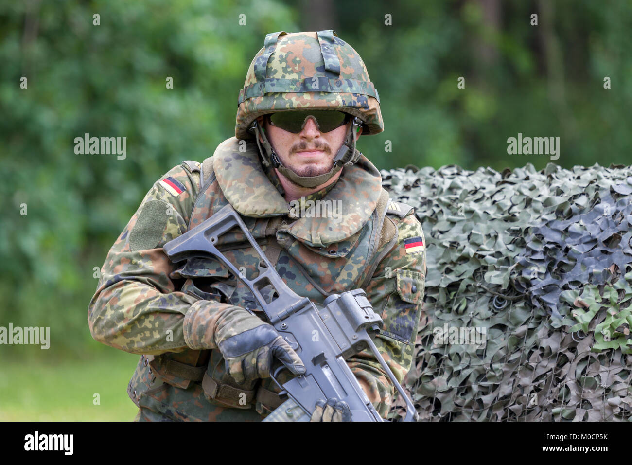 Heckler koch g36 assault hi-res stock photography and images - Alamy