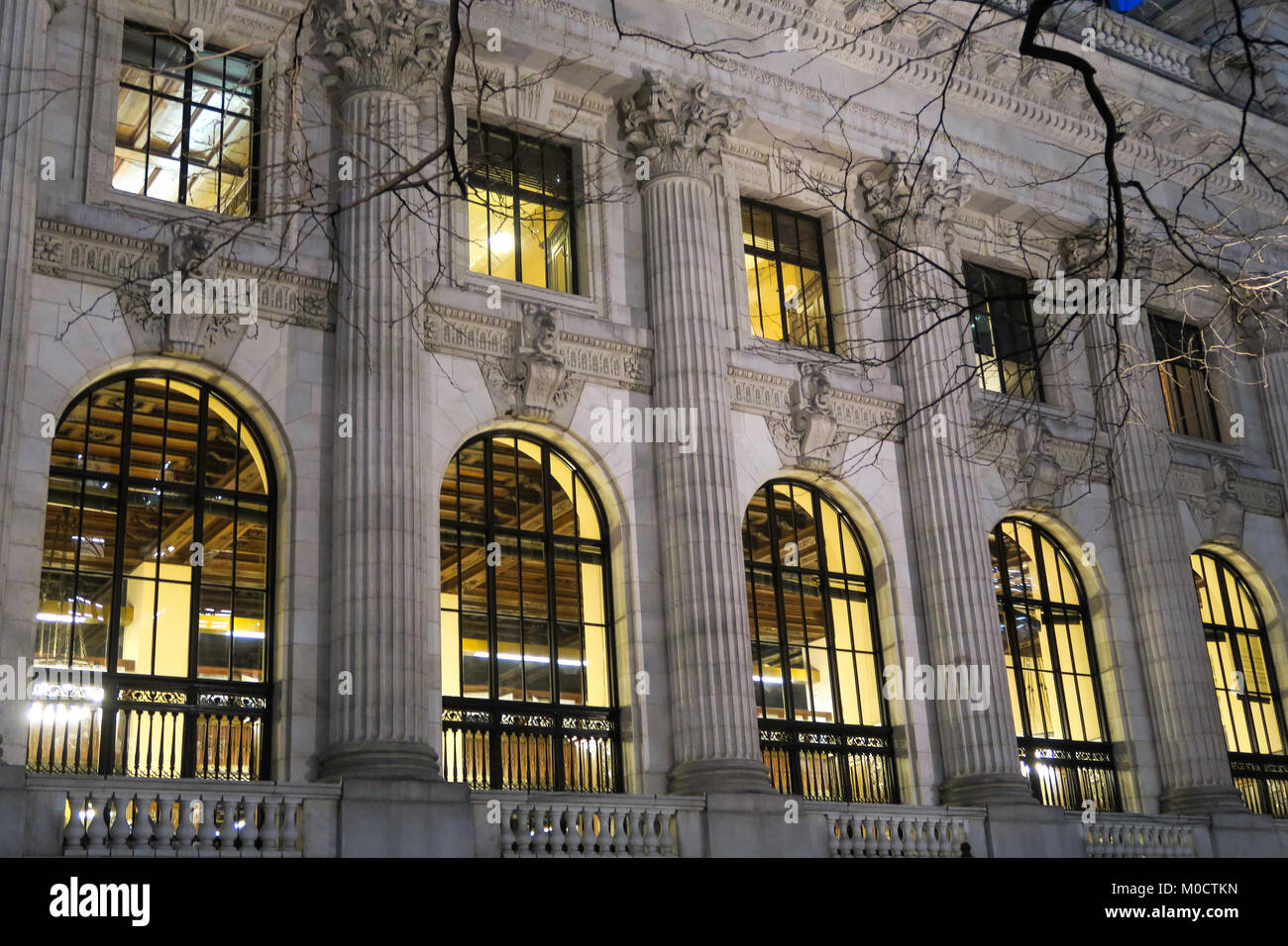 Facade of New York Public Library, Main Branch, NYC Stock Photo - Alamy
