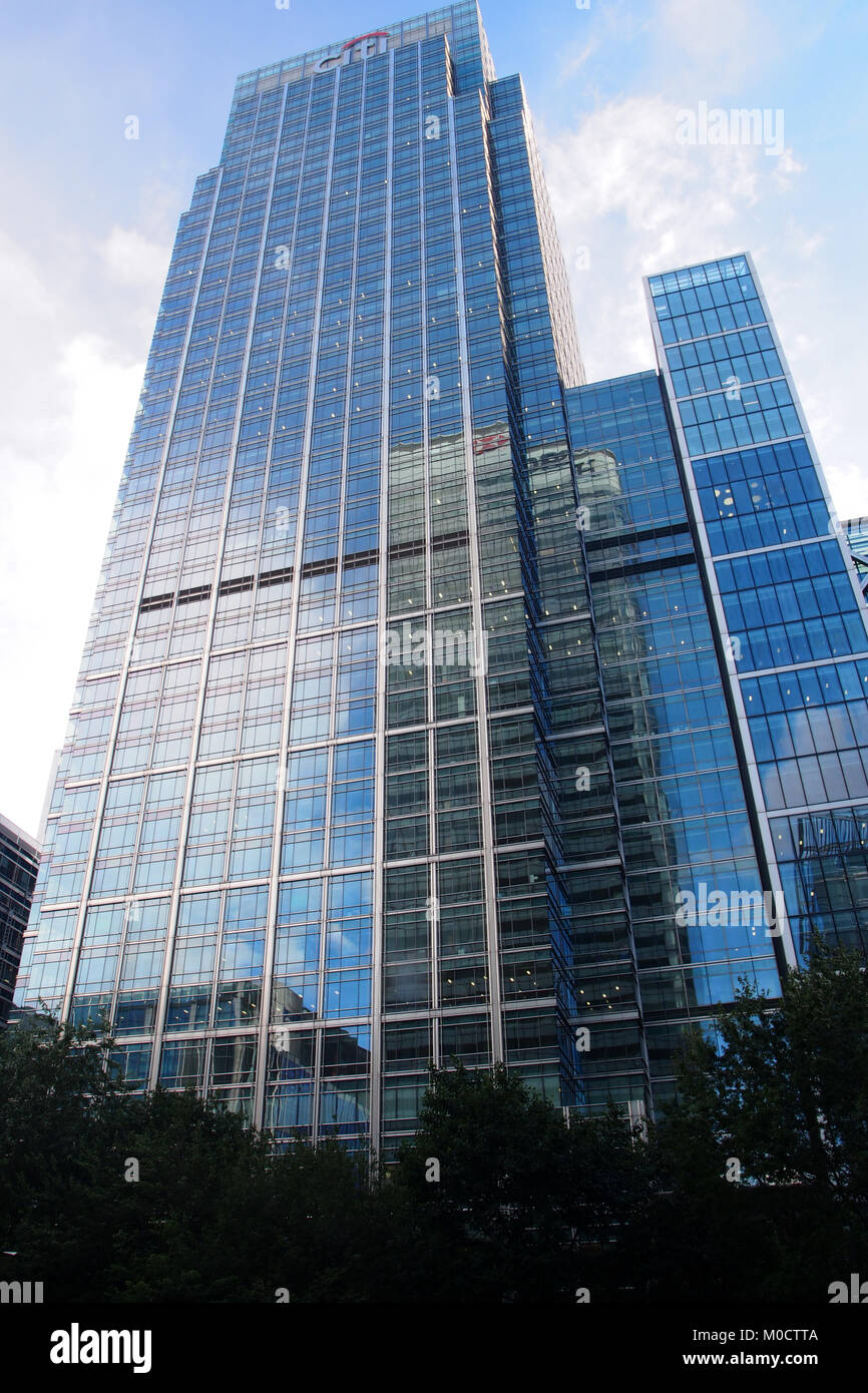 Office Building London Perspective Stock Photos & Office Building ...