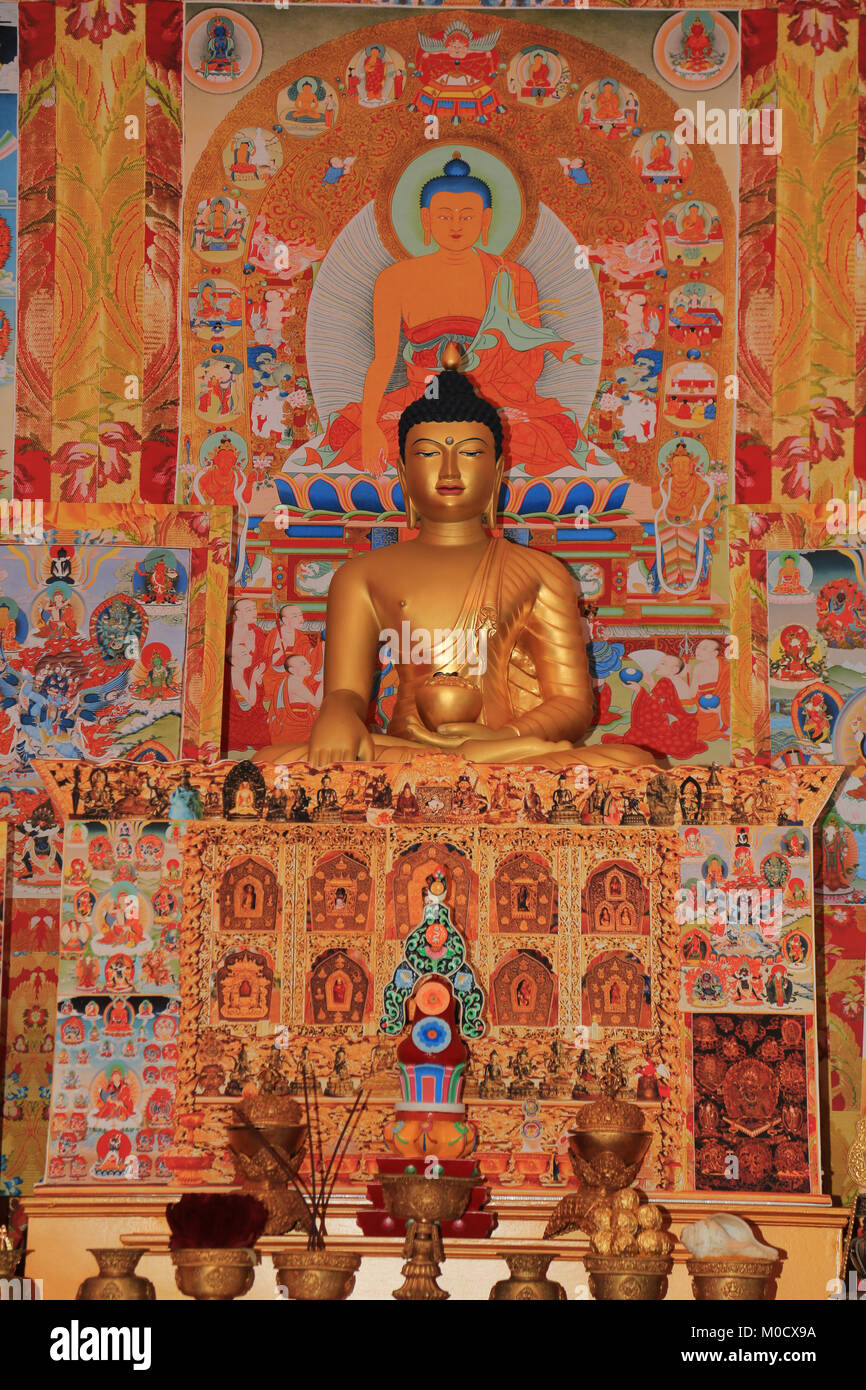 Buddhist painting hi-res stock photography and images - Alamy