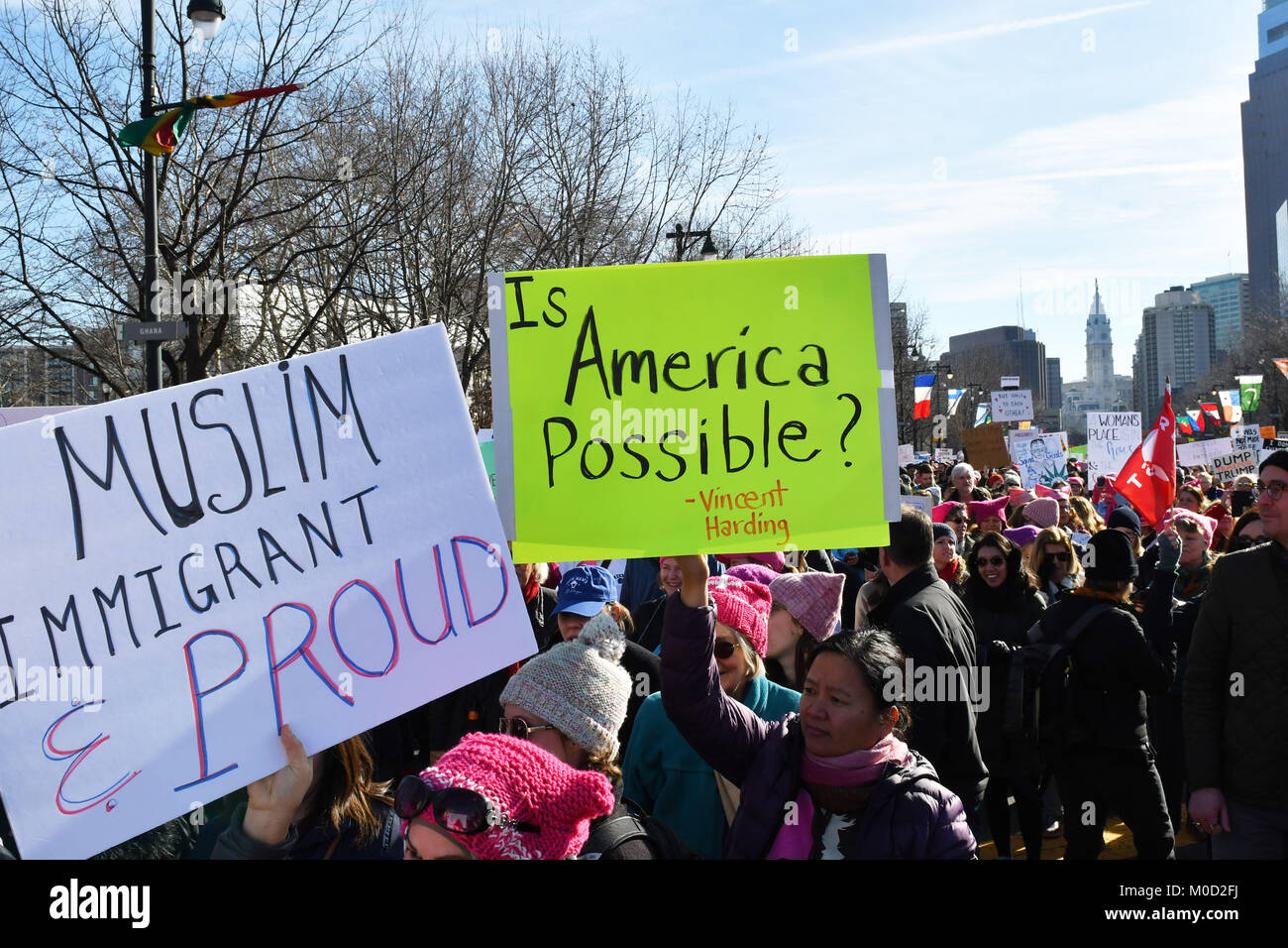 Philadelphia, Pennsylvania, USA. 20th Jan, 2018. Thousands of Women and ...