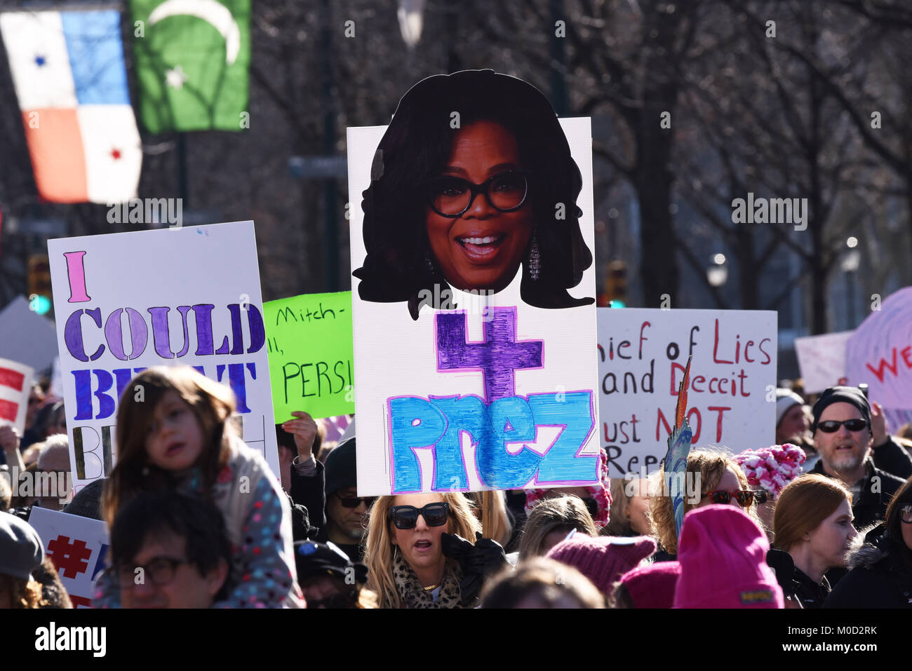 Philadelphia, Pennsylvania, USA. 20th Jan, 2018. Thousands of Women and ...