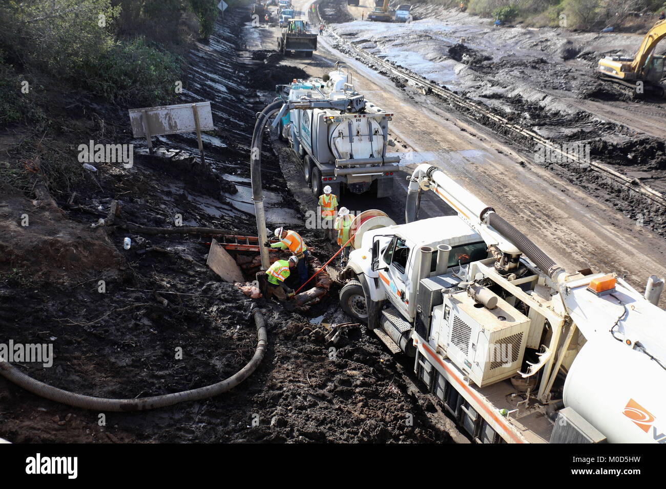 Montecito, California, USA. 17th Jan, 2018. CalTrans, construction and ...