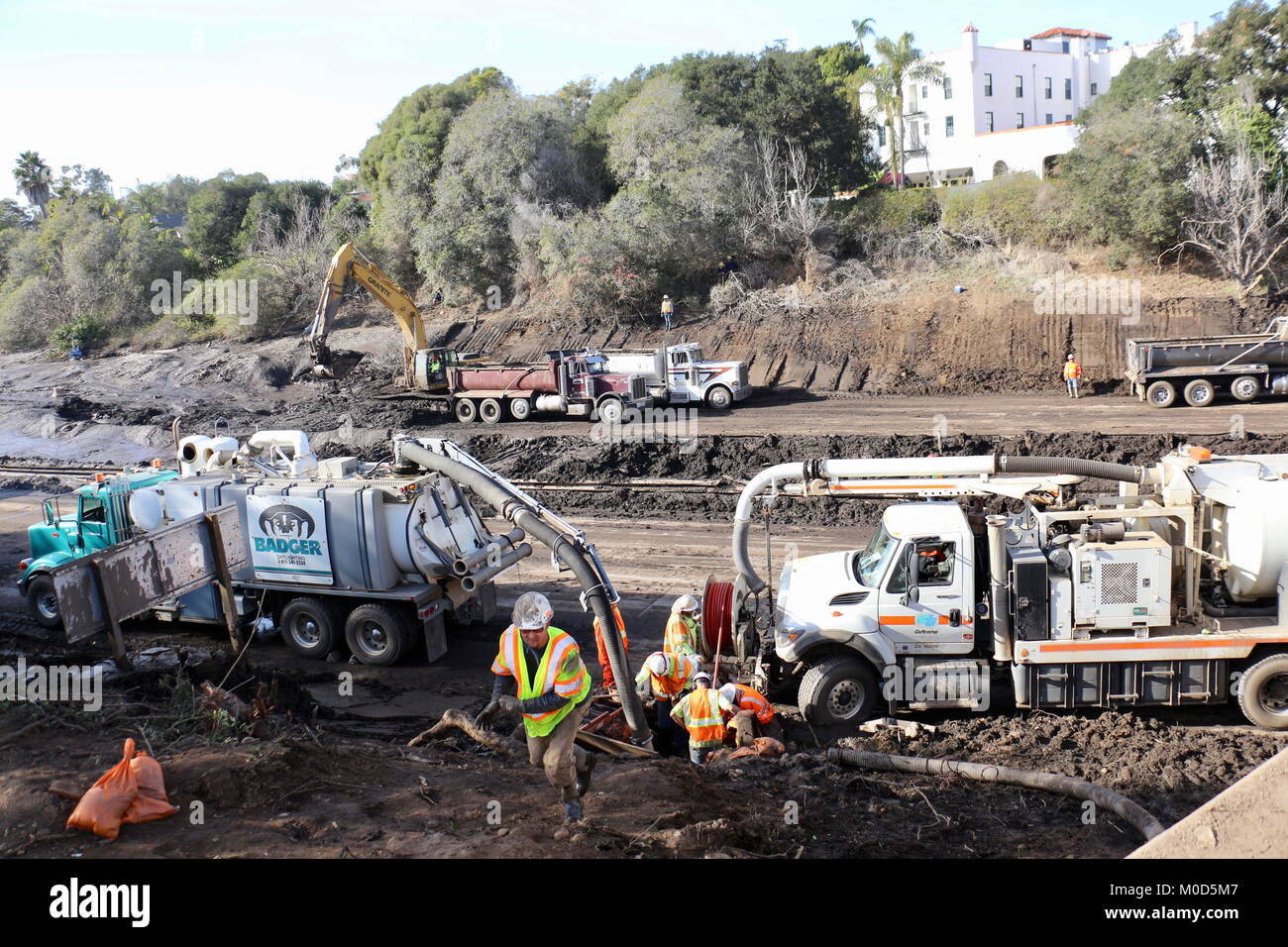 Montecito, California, USA. 17th Jan, 2018. CalTrans, construction and ...