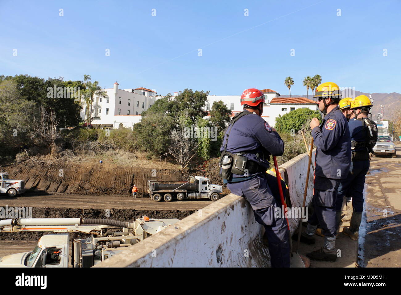 Montecito, California, USA. 17th Jan, 2018. CalTrans, construction and ...