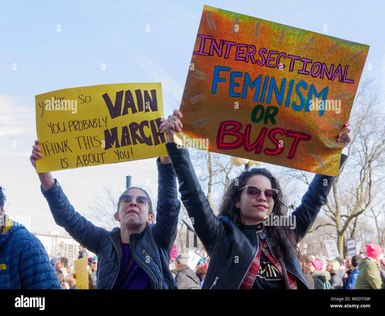 Chicago, Illinois, USA. 20th January 2018. Two young women hold protest ...