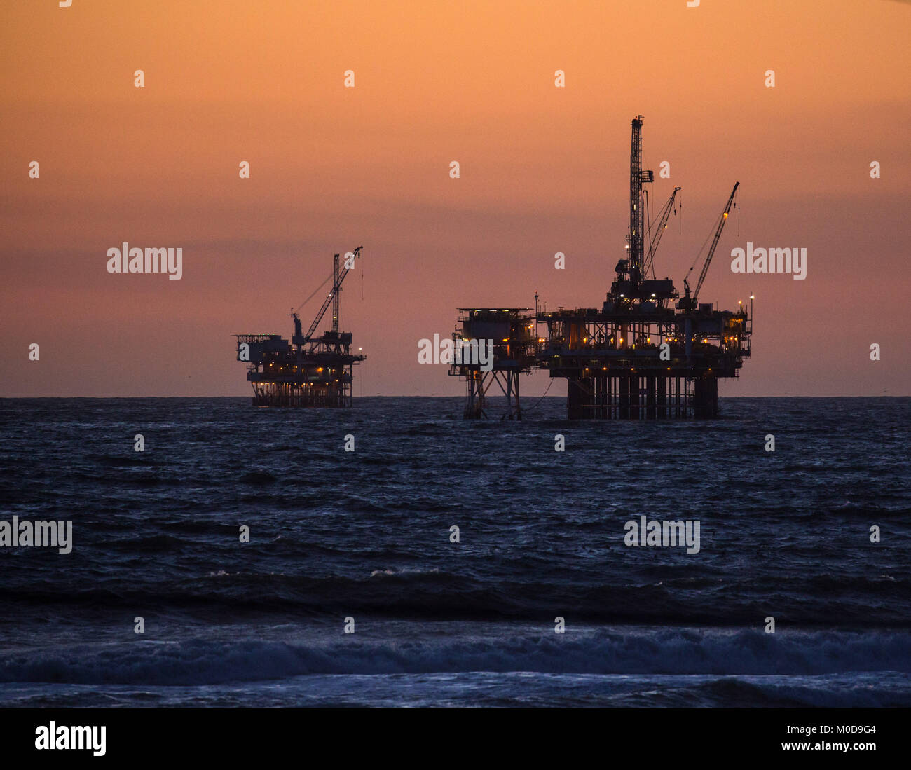 Offshore oil rig off huntington beach hi-res stock photography and ...