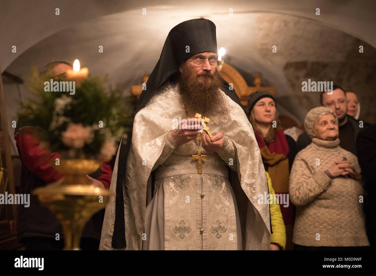 Eastern orthodox priest blessing hi-res stock photography and images ...