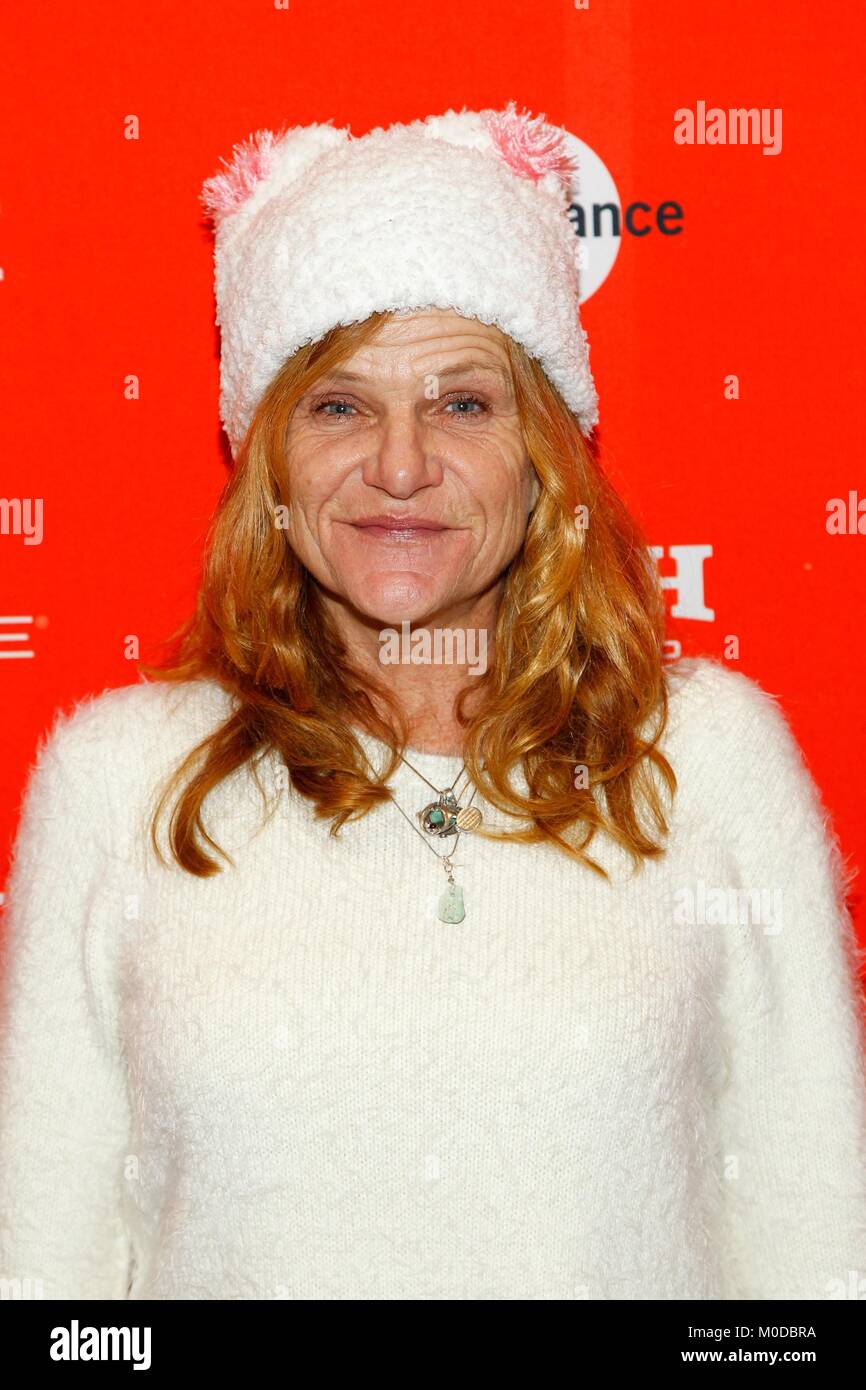 Leave no trace 2018 hi-res stock photography and images - Alamy