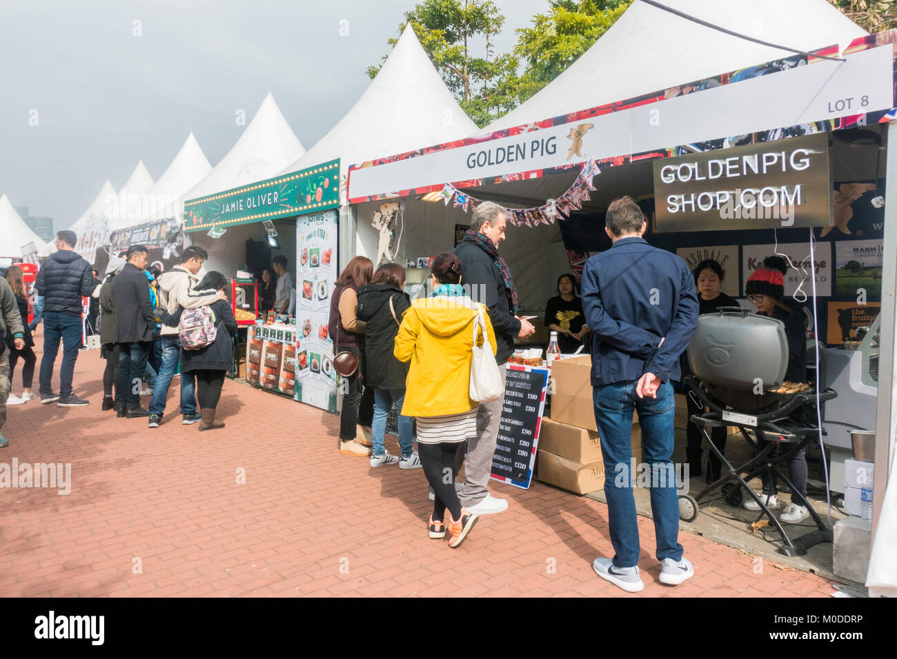 English food stand in Hong Kong Stock Photo - Alamy