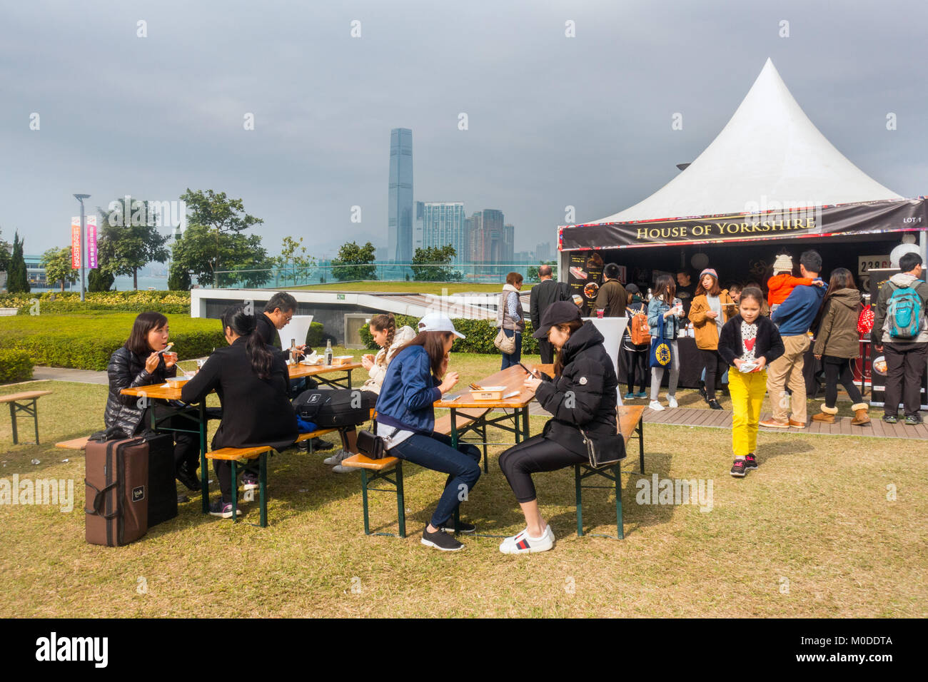 English food stand in Hong Kong Stock Photo - Alamy