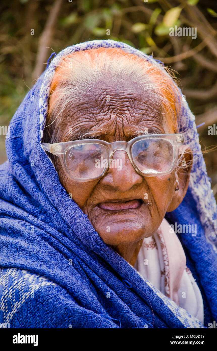 Old Indian Woman Sad Stock Photos & Old Indian Woman Sad Stock Images ...