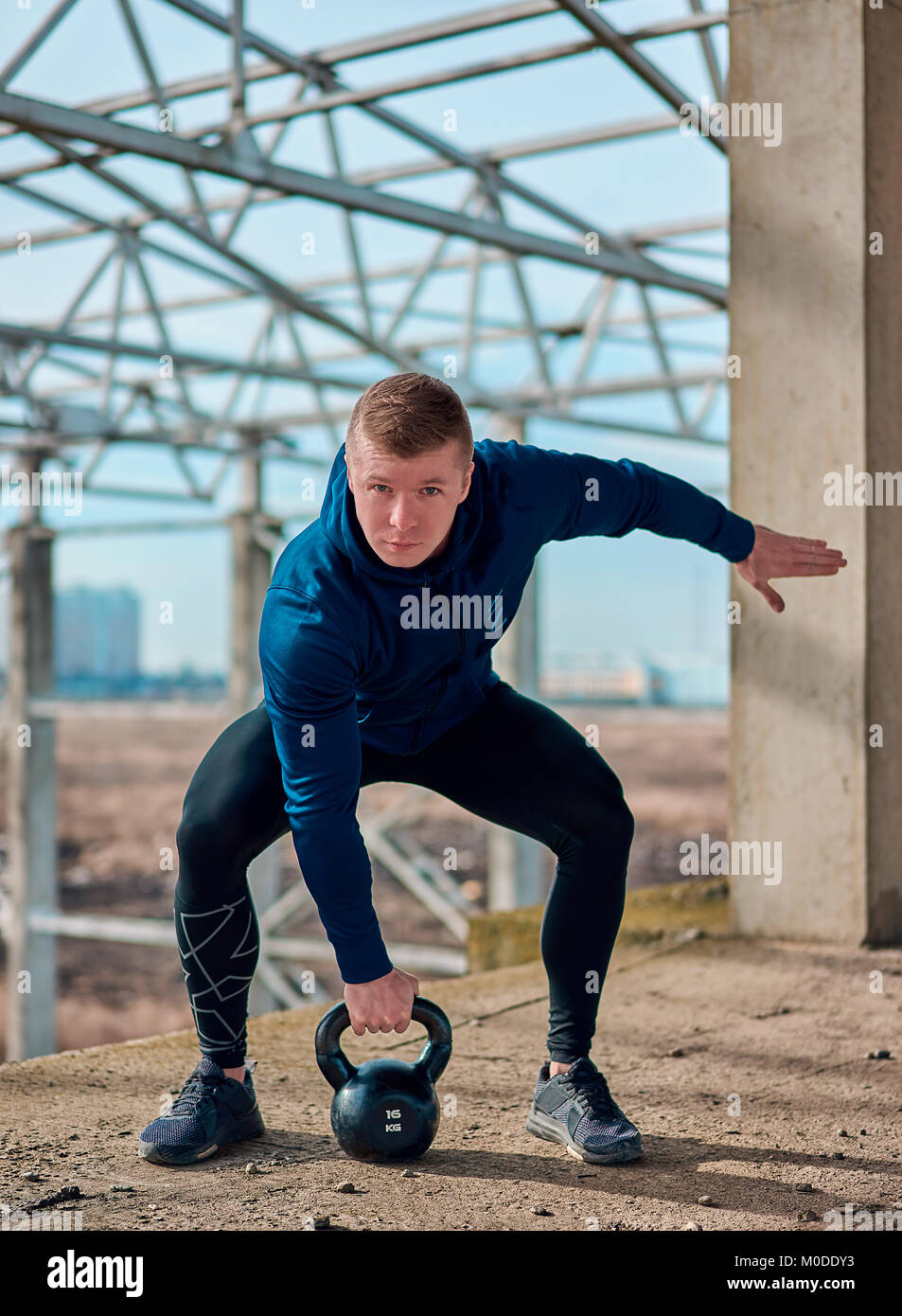 Female bodybuilding competition hi-res stock photography and images - Alamy