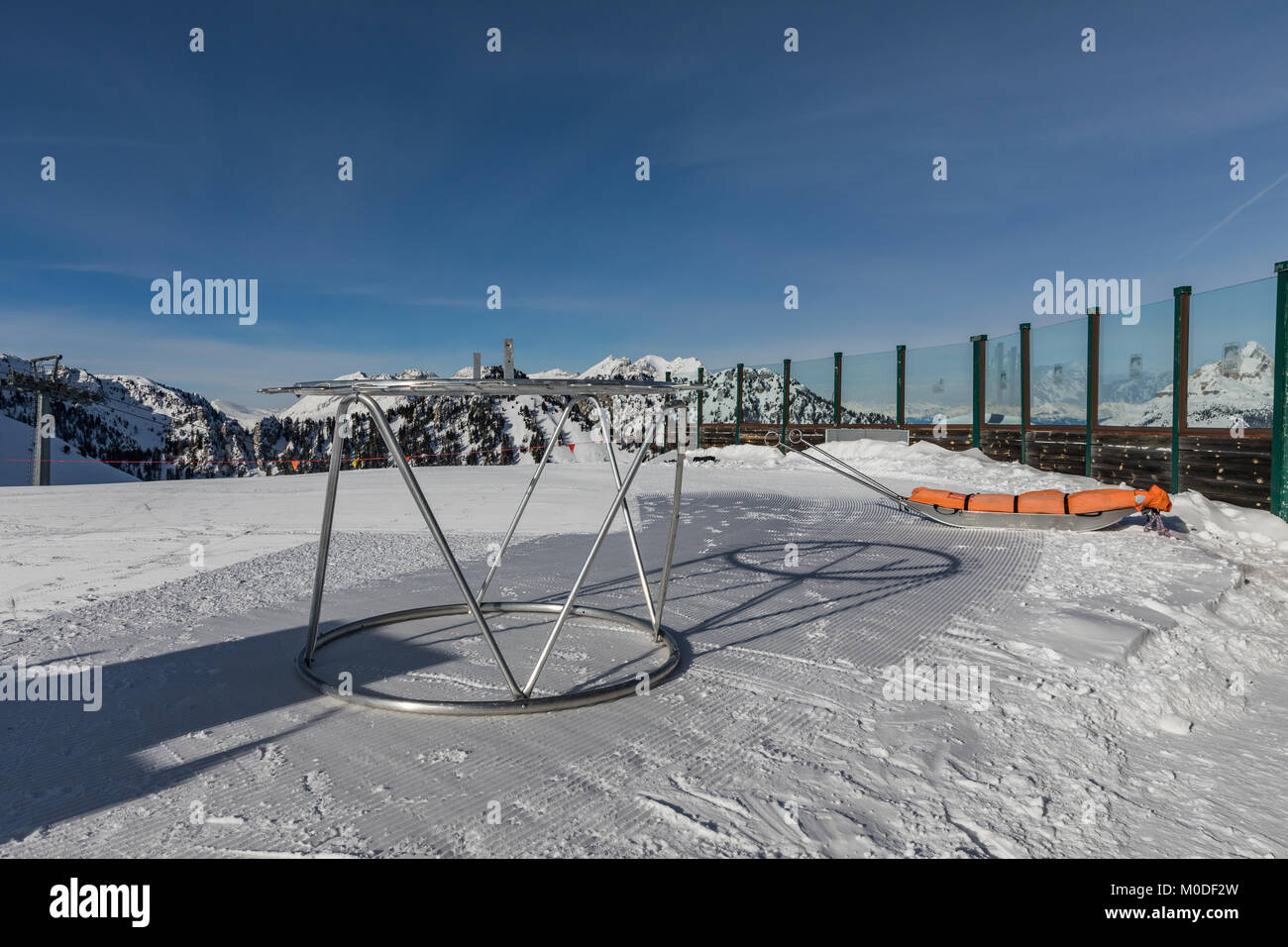 Rescue sled hi-res stock photography and images - Alamy