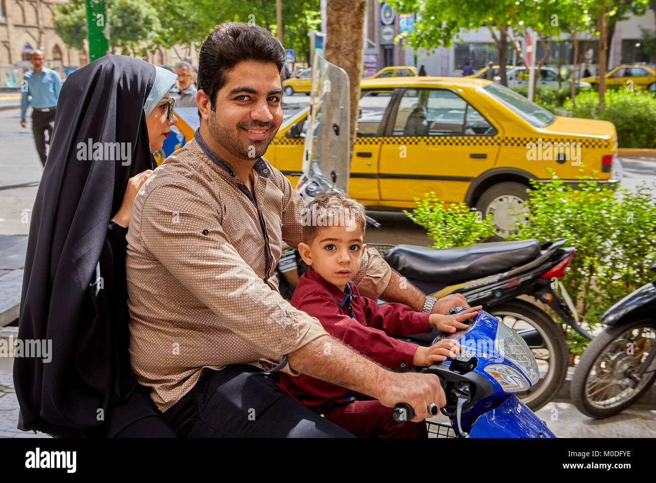 Muslim mother family iran hi-res stock photography and images - Alamy