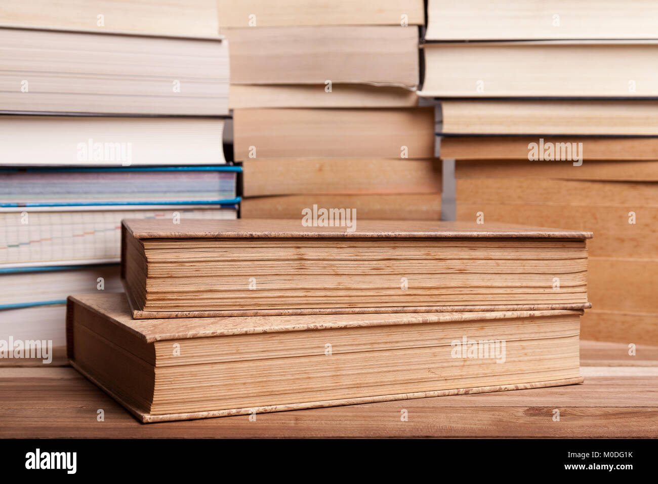 Stack new old books hi-res stock photography and images - Alamy