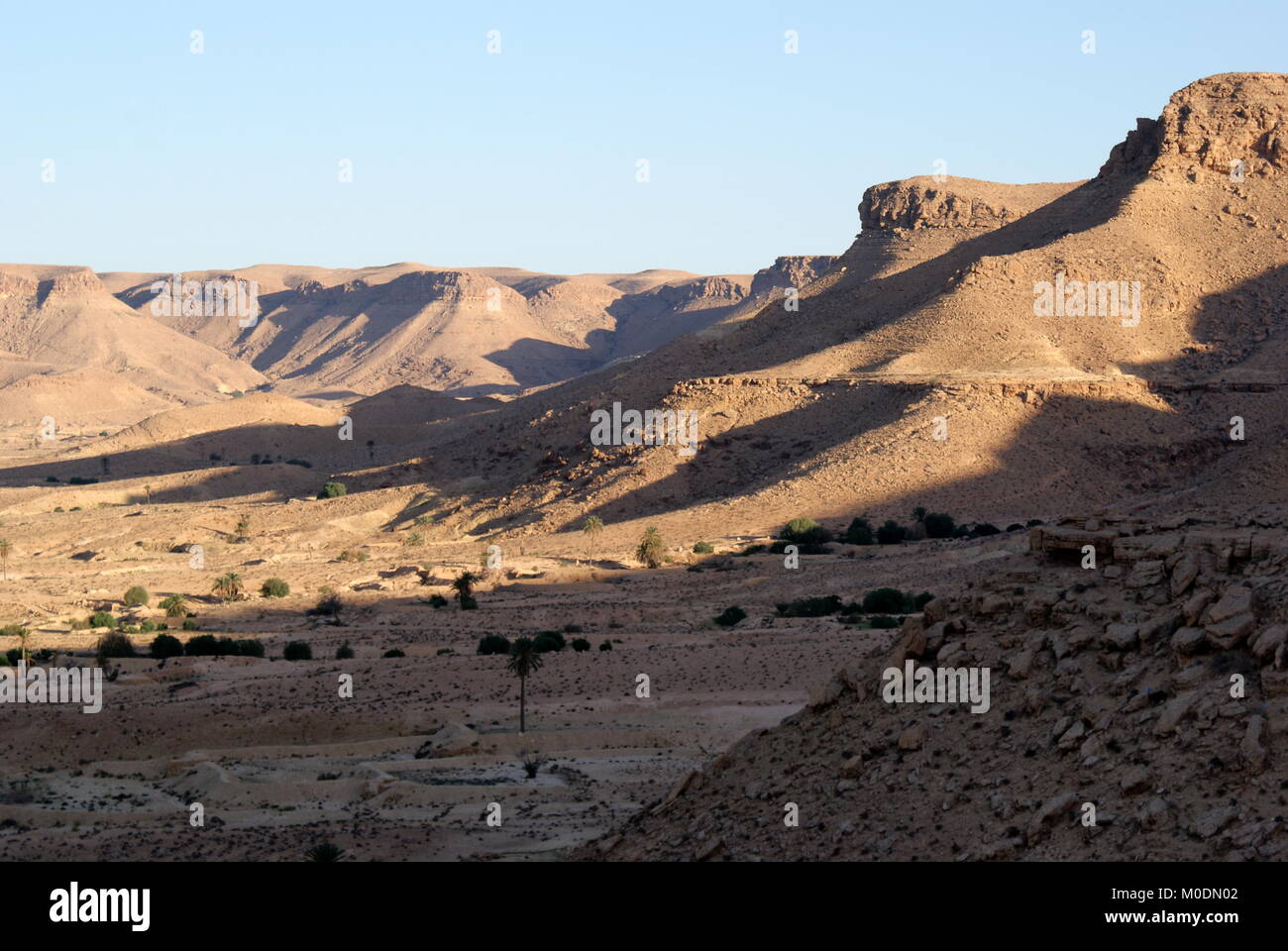 Steep escarpments hi-res stock photography and images - Alamy