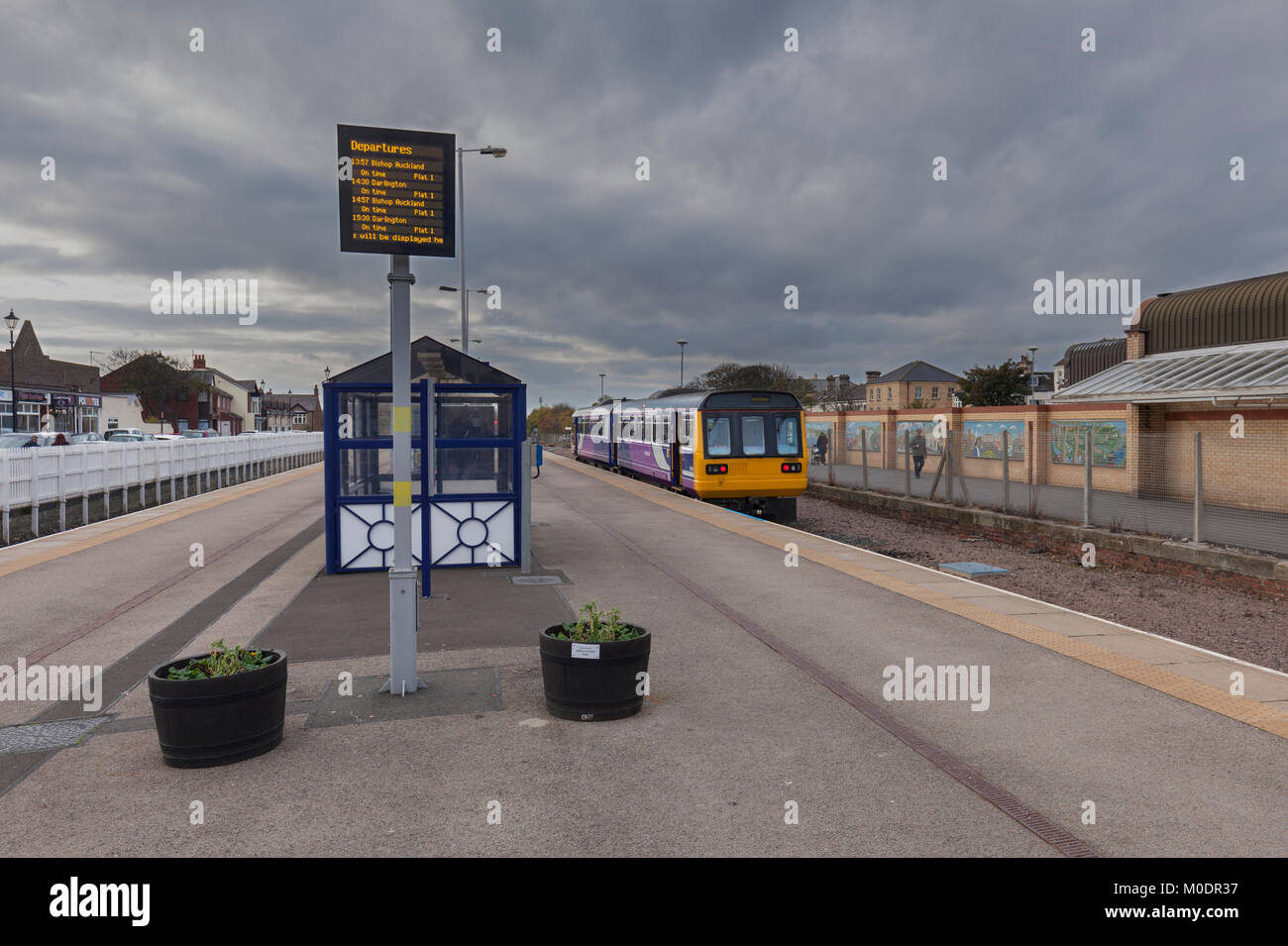 Saltburn rail railway station hi-res stock photography and images - Alamy