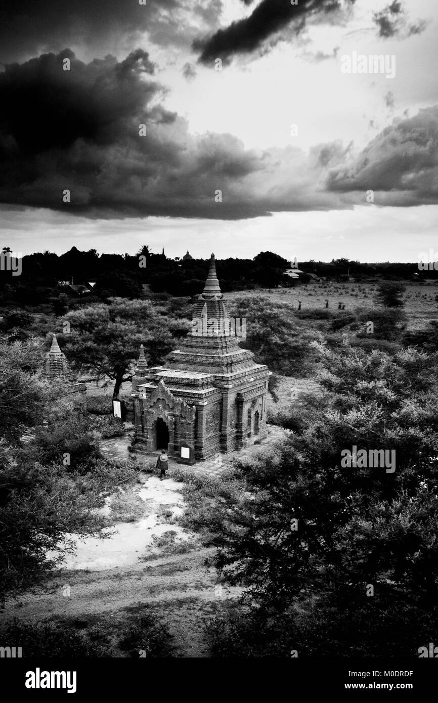The stupas of Bagan standing above the plains Stock Photo - Alamy