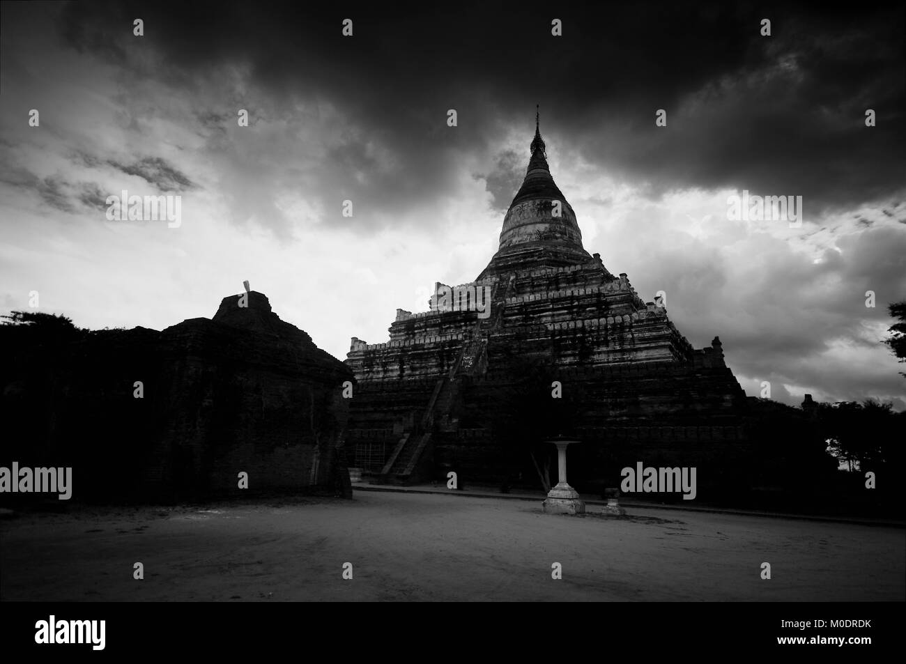 The stupas of Bagan standing above the plains Stock Photo - Alamy