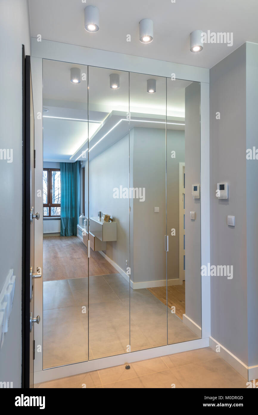 Mirror Doors High Resolution Stock Photography and Images - Alamy