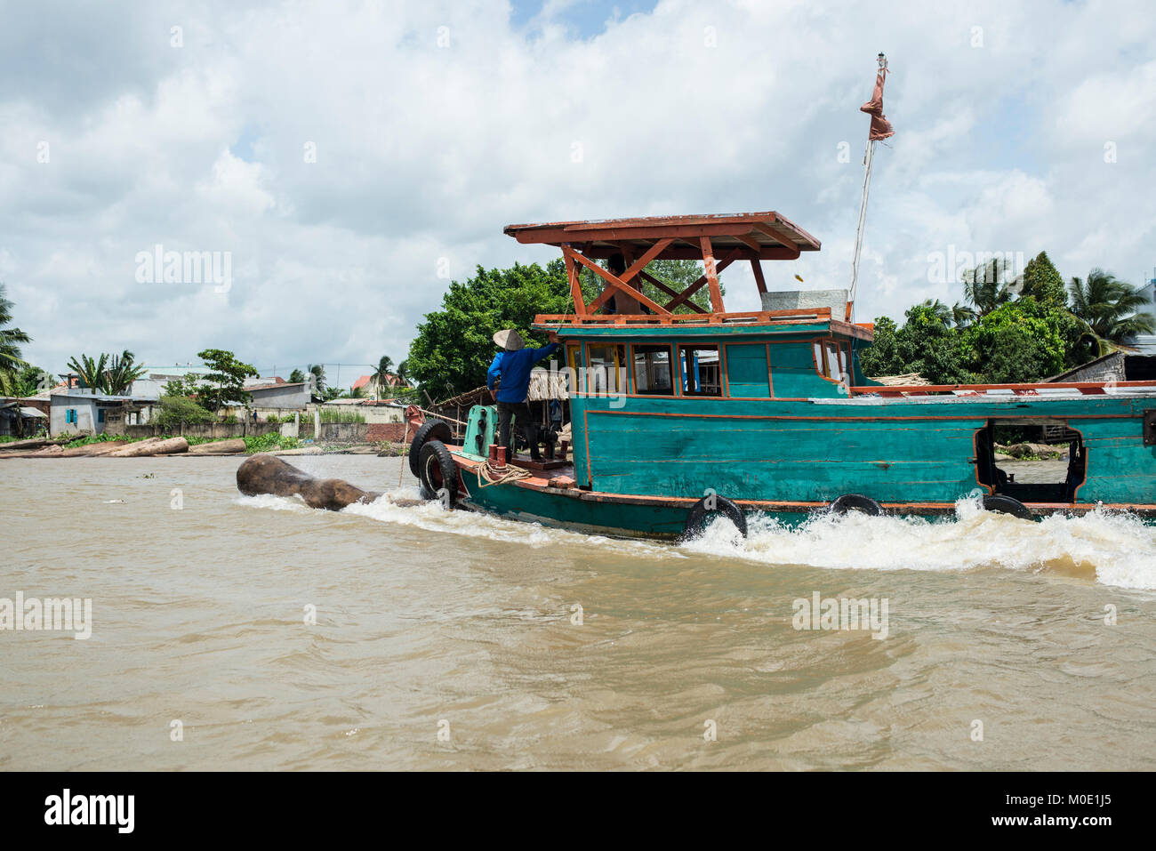 Mekong river barge hi-res stock photography and images - Alamy Mekong river barge hi-res stock photography and images - Alamy