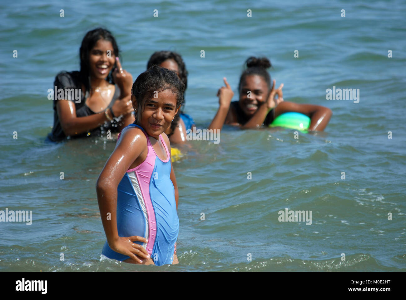 Fijian family at the beach hi-res stock photography and images - Alamy