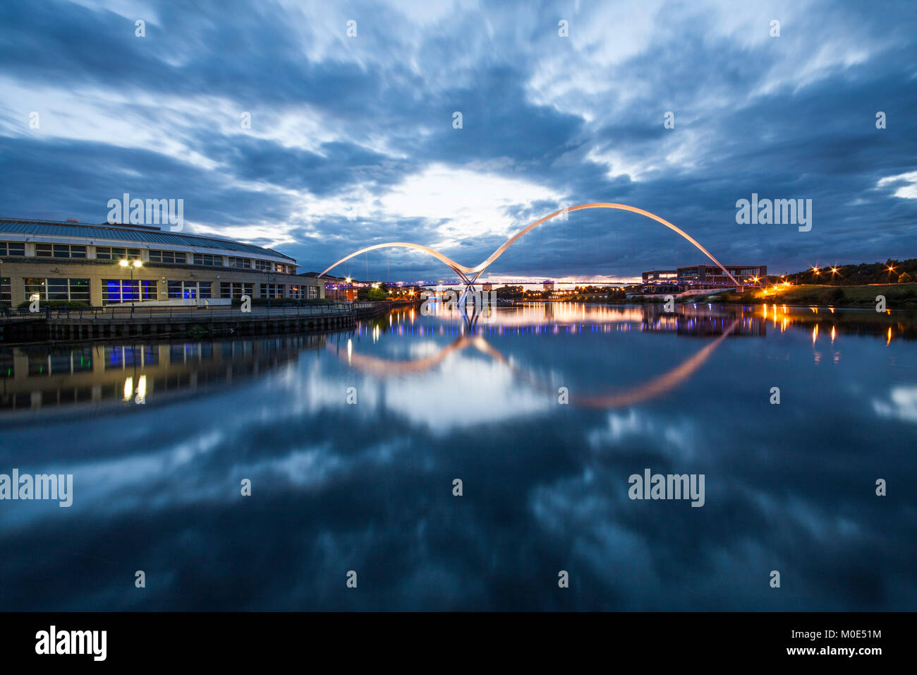 Infinity bridge stockton hi-res stock photography and images - Alamy