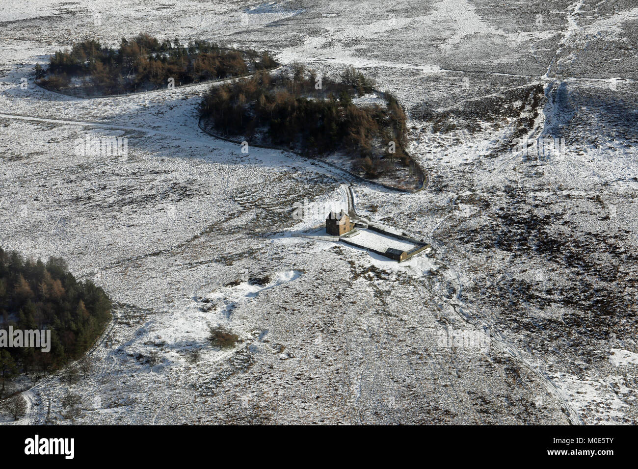 Remote house uk hi-res stock photography and images - Alamy