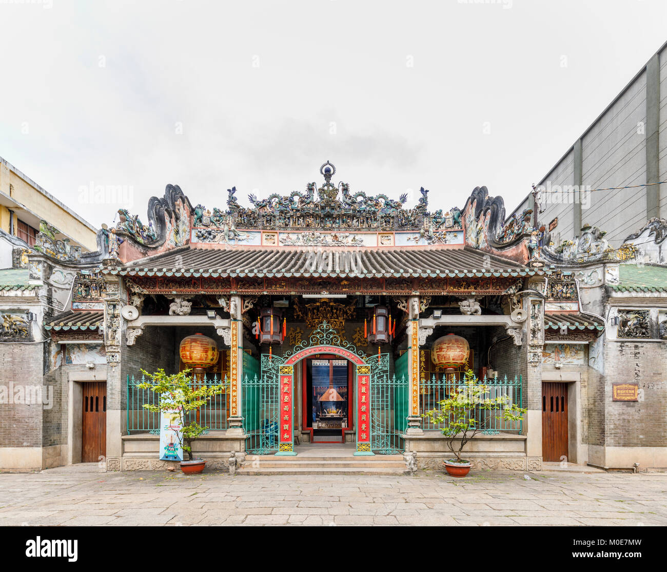 Entrance to Thien Hau Temple, a Chinese Temple of sea goddess Mazu, in ...