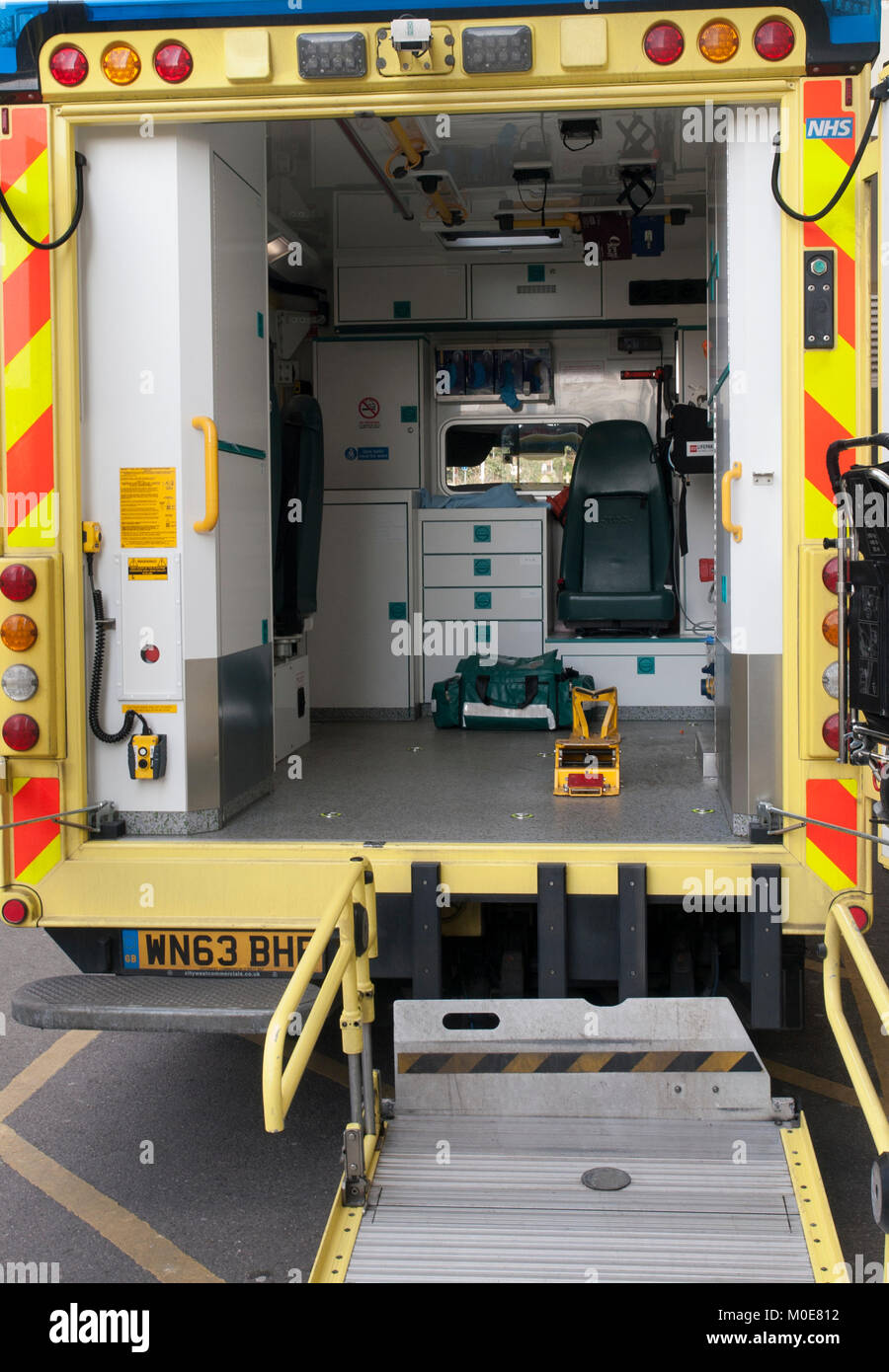 Back view of ambulance High Resolution Stock Photography and Images - Alamy