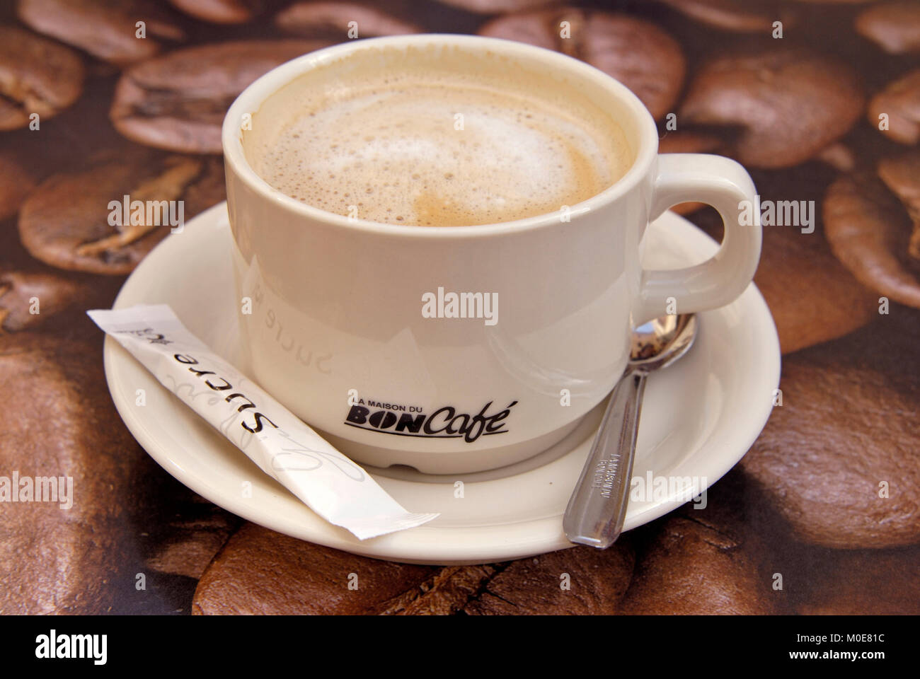 Milchschaum hi-res stock photography and images - Alamy