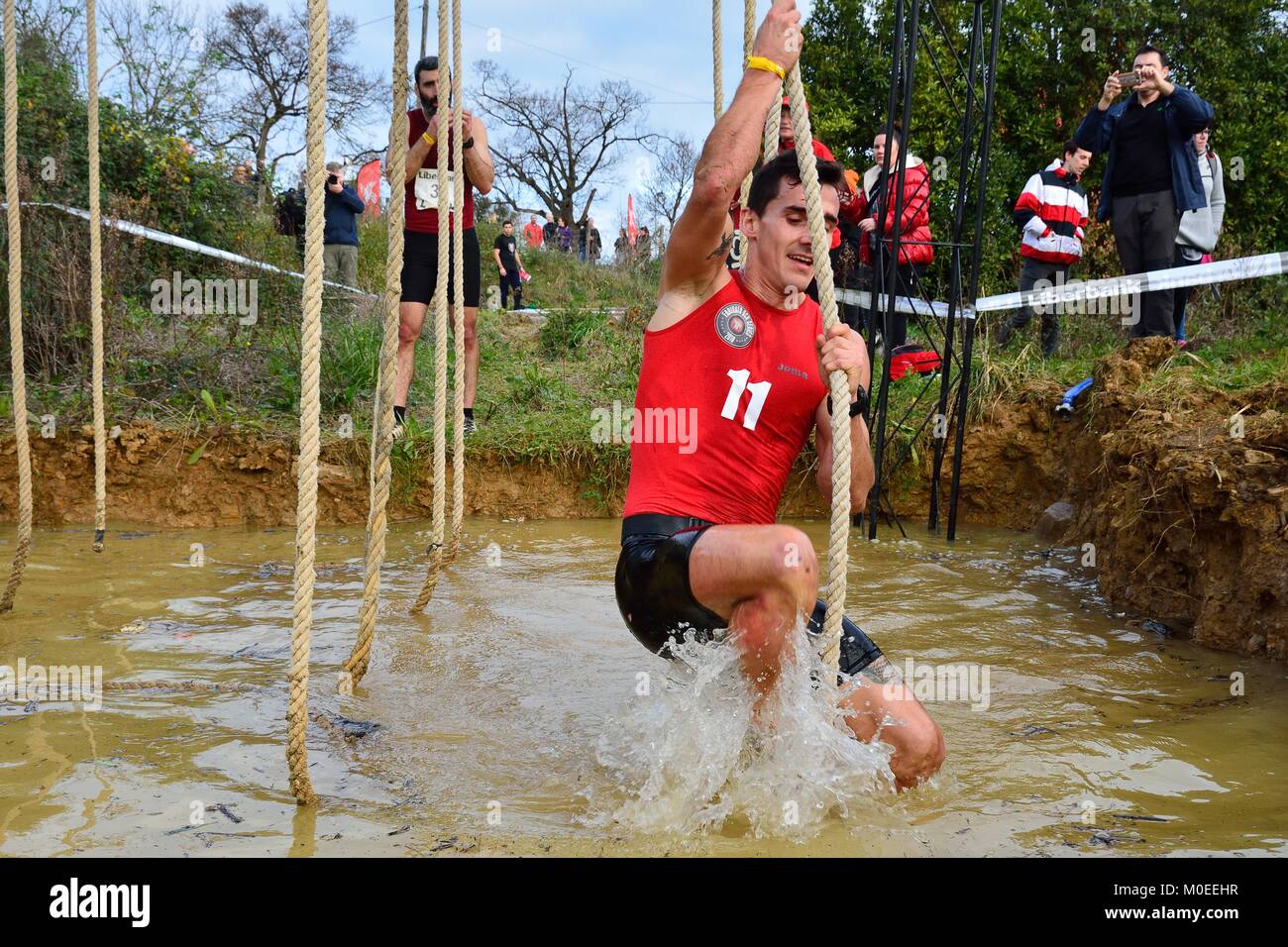 Carrera de obstáculos hi-res stock photography and images - Alamy