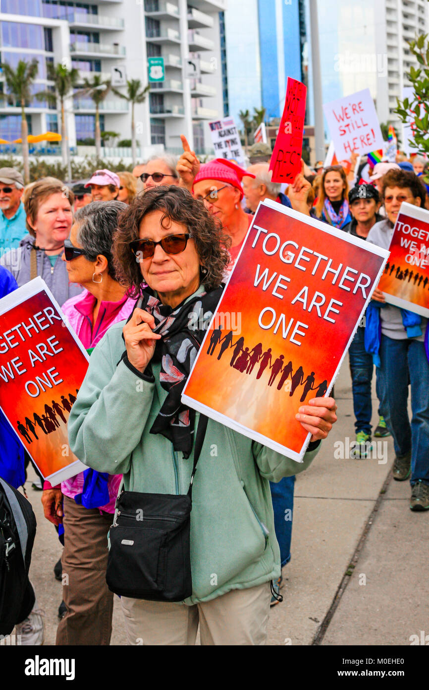 Sarasota, USA. 20th Jan, 2018. People at the Women's March in downtown ...