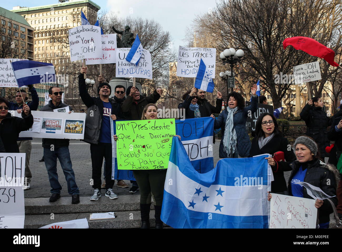 New York, New York, USA. 21st Jan, 2018. Honduras immigrants are ...