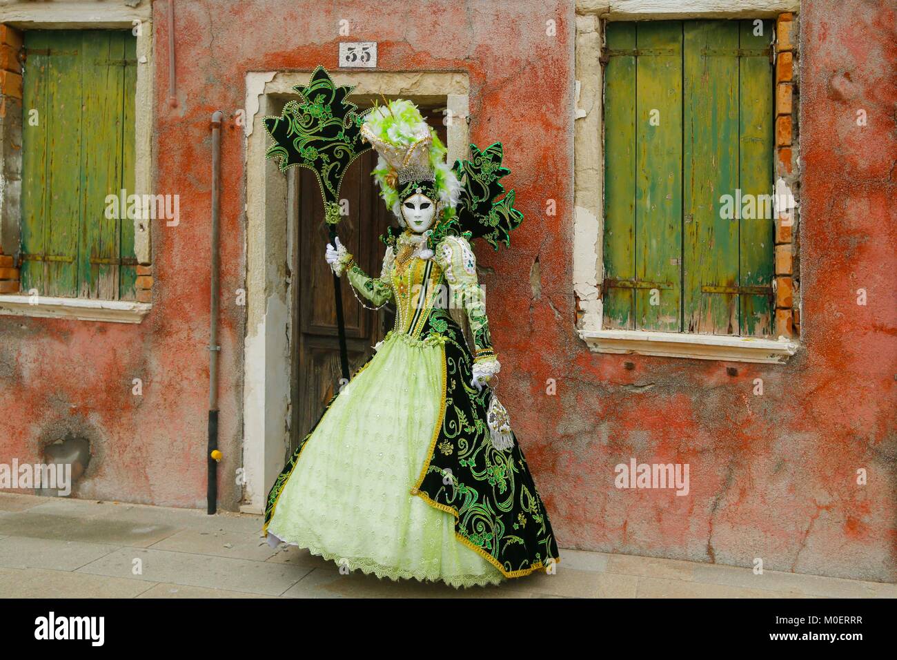 Venice italy carnival carnavelle history historical mystery culture ...