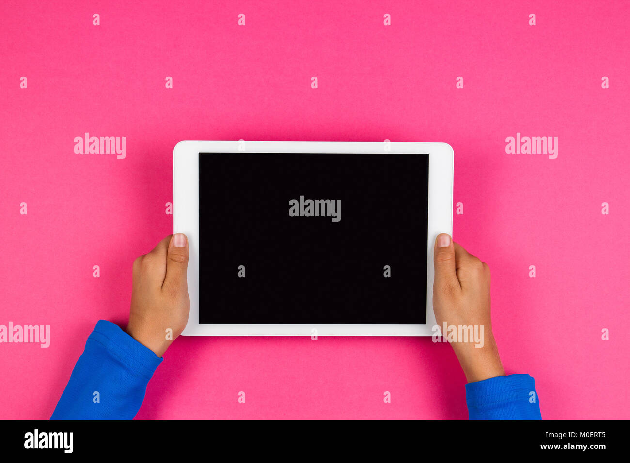 Blank computer tablet mockup hi-res stock photography and images - Alamy