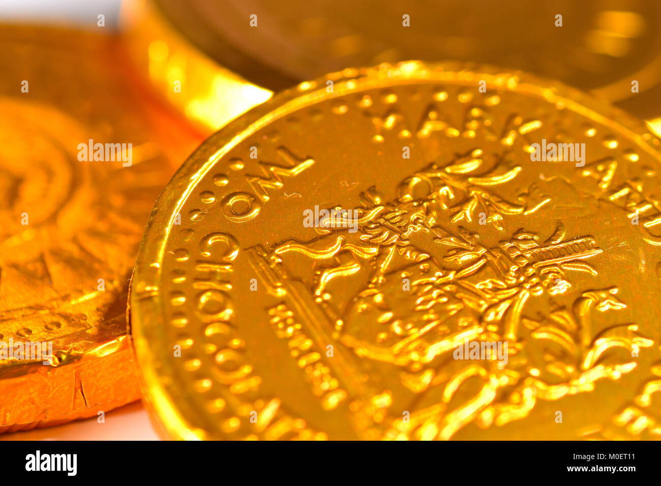 Weight pound coins hi-res stock photography and images - Alamy