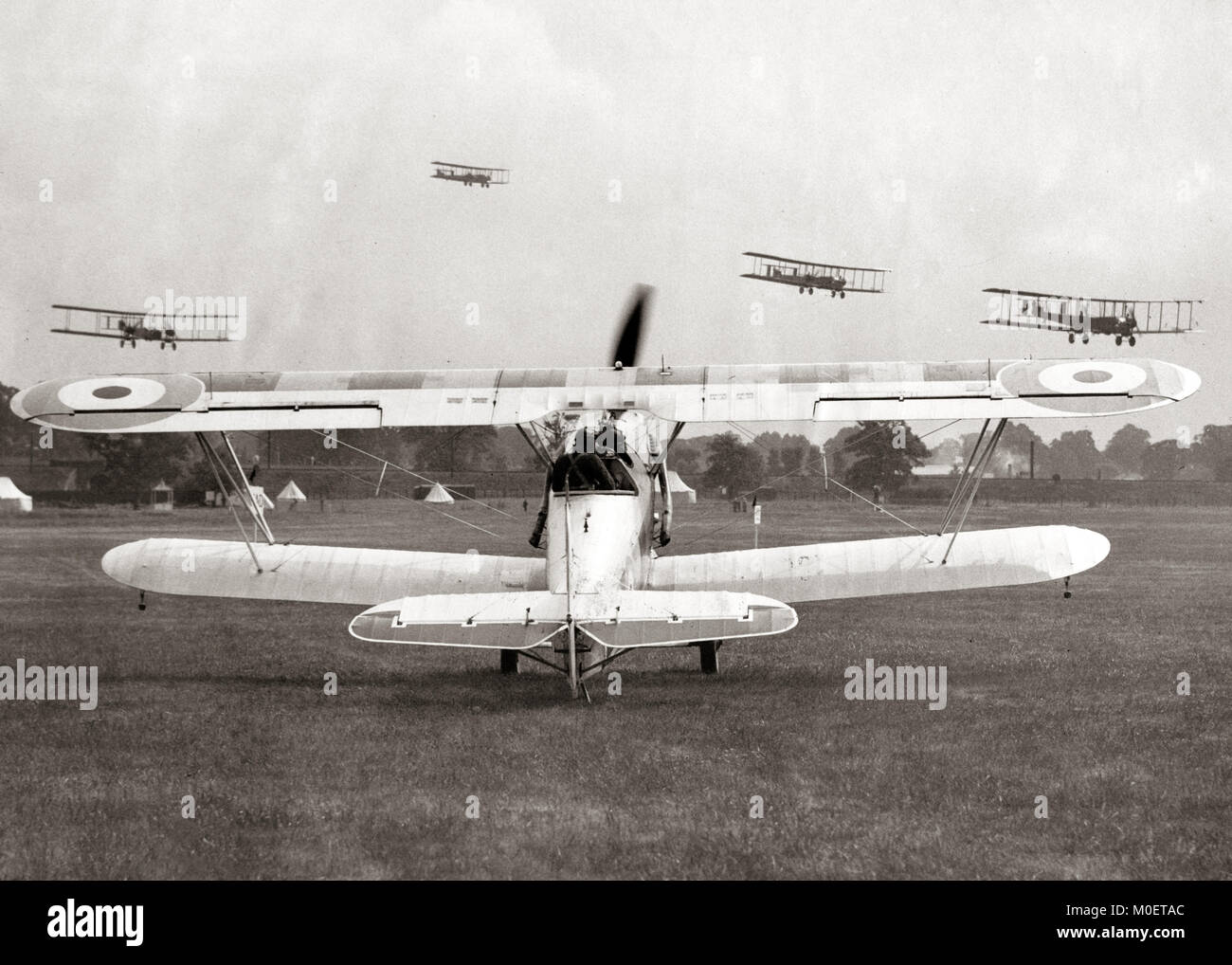 Hendon air display hi-res stock photography and images - Alamy