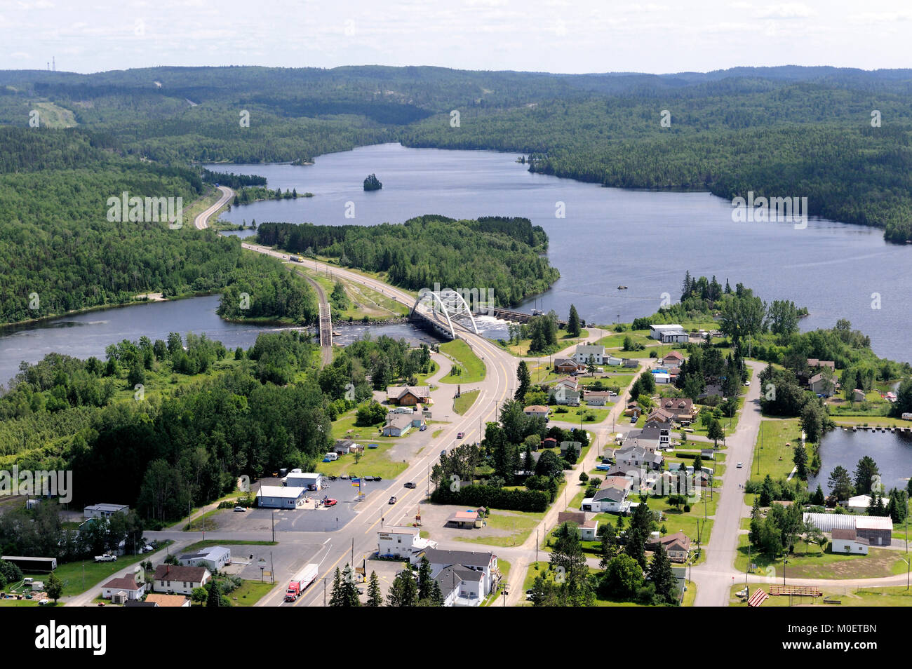 Latchford hi-res stock photography and images - Alamy