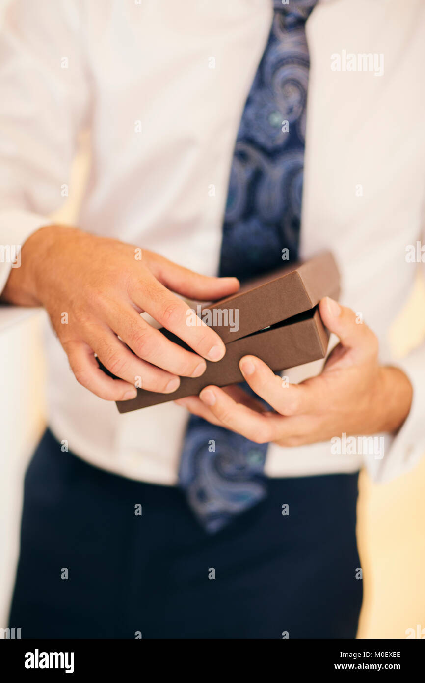 Man in opening suit hi-res stock photography and images - Alamy