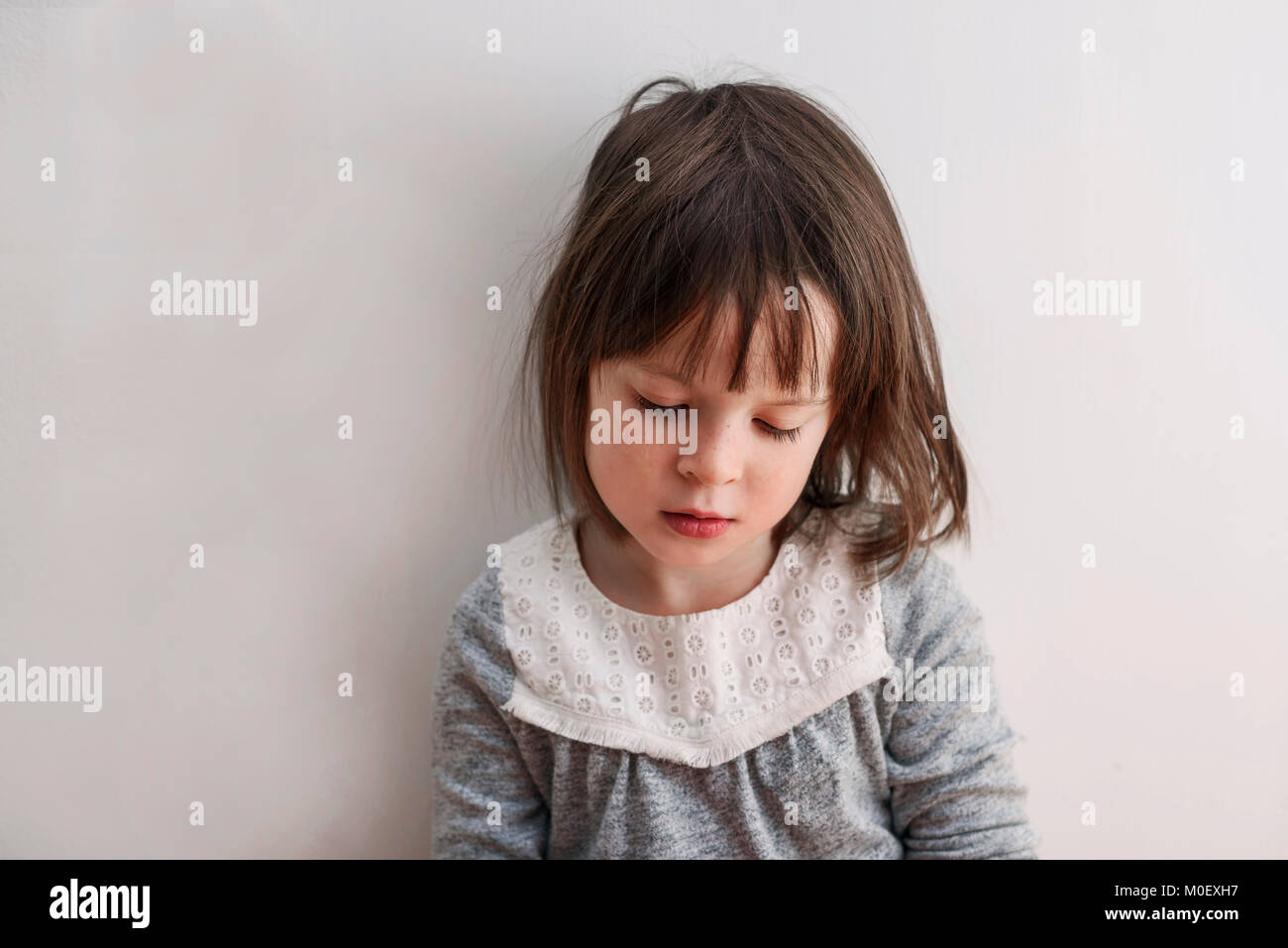 Portrait thoughtful girl hi-res stock photography and images - Alamy