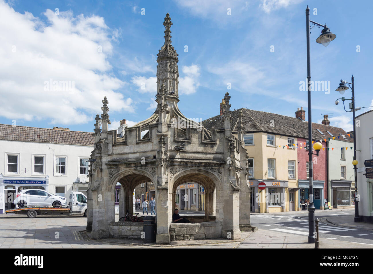 Town centre of malmesbury hi-res stock photography and images - Alamy