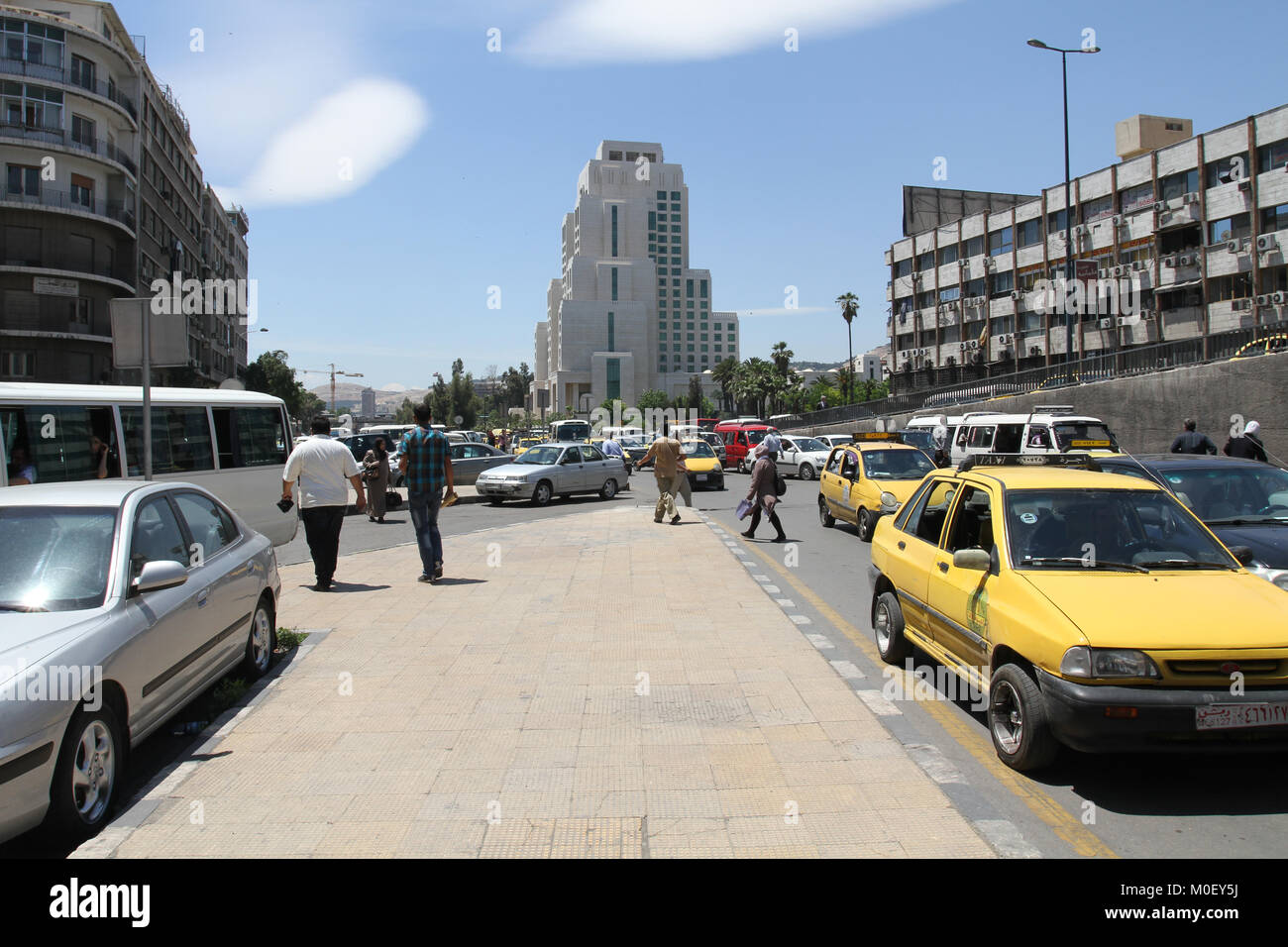 Image to the streets of the city of Damascus, and show the streets and ...